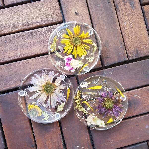 1 Ornament Xmas Dried Floral Christmas Ornament | Clear | Decorations ...