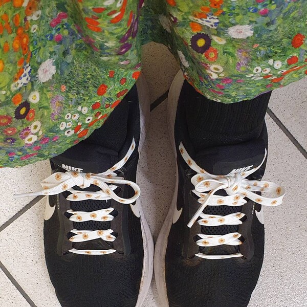 Flat Daisy Flower Pattern Shoe Laces Different Coloured Durable 100cm ...