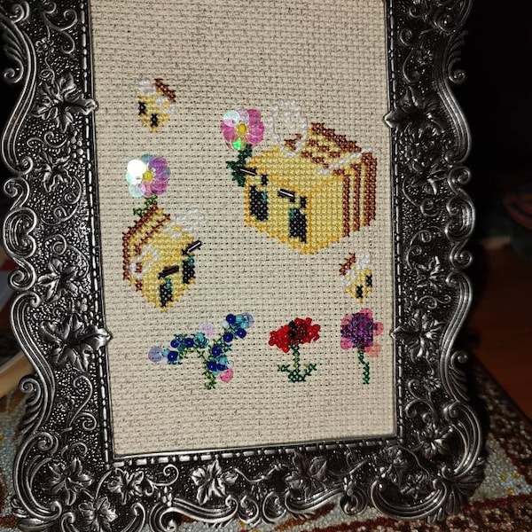 Minecraft Bee & Flowers || Digital Cross-stitch Pattern - Etsy