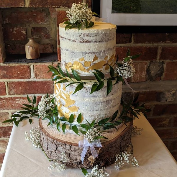 Sustainable Wooden Log Cake Stand, Rustic or Sanded Wedding Cake ...