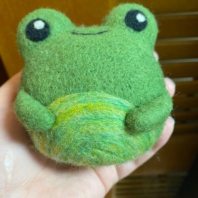 Fronk the Frog / MADE TO ORDER Needle Felted Frog Sculpture - Etsy