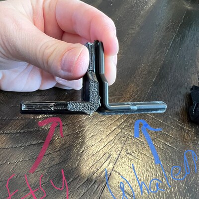 Wyze Cam All Angles Window Mount, 360 Degrees Angled Mount, Any Angle ...