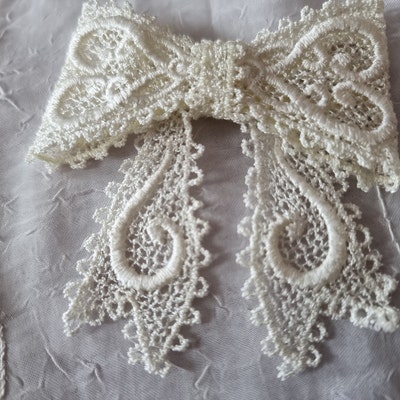 FSL Bow With Hearts 3D Machine Embroidery Design. Free Standing Lace ...
