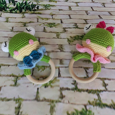 PATTERN ONLY: Frog Baby Rattle Frog Amigurumi Toy Frog Toy Tutorial ...
