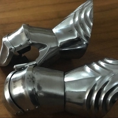 SCA Combat Mitten Gauntlets, Gothic fluted - Etsy