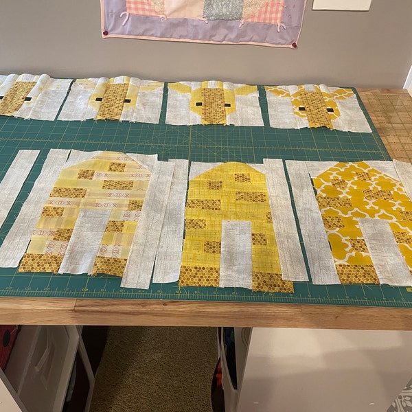 Giraffes in a Row Quilt Pattern, PDF Instant Download Modern Patchwork Baby Lap Size African ...