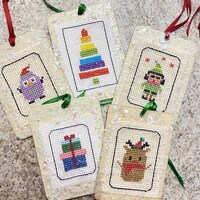 PATTERN : Christmas Cross Stitch Pattern (2), Gift Tags, Christmas ...