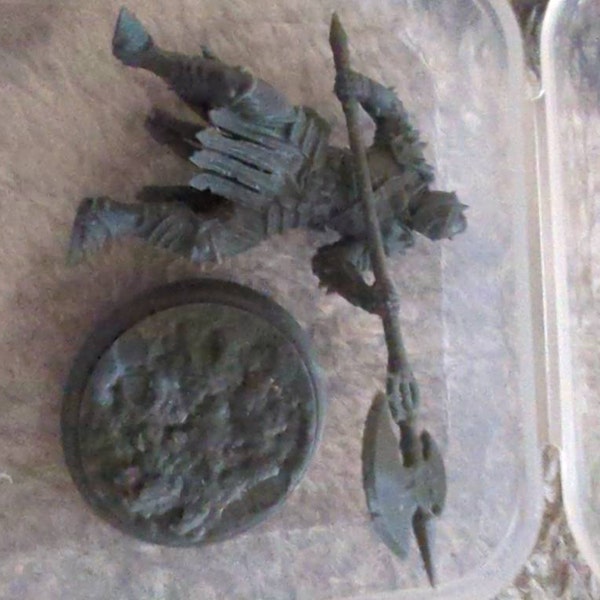 Human, Male, Fighter, Paladin, Full Plate Mail, Casting Spell, Wielding ...