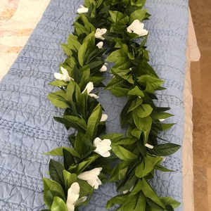 Traditional Maile Lei With White Tuberose artificial - Etsy