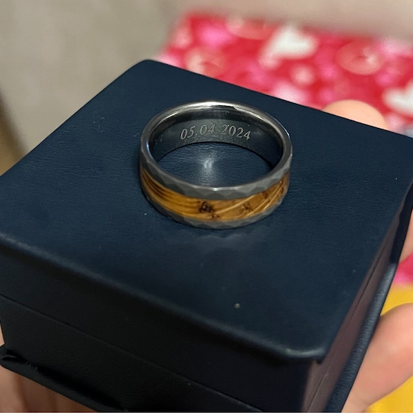 Charred Whiskey Barrel Tungsten Wedding Band - Brushed Faceted Ring - Etsy