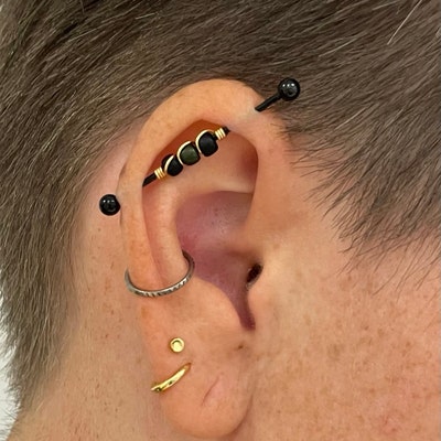 ASTM F136 Titanium Conch Hoop, Tiny Pyramid Conch Hoop, 10mm Hoop, 11mm ...