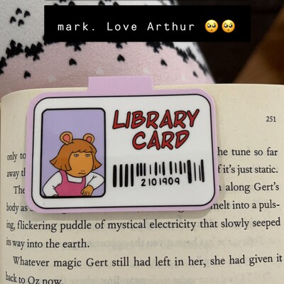 DW Book Club Arthur Library Card Gifts for Librarian Double Sided ...