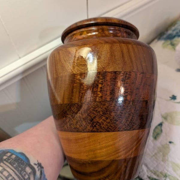 Personalisation Handcrafted Rosewood Cremation Urn: Round Memorial Urn ...