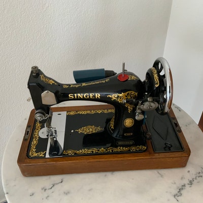 Beautiful 1917 Antique Singer Sewing Machine Model 66K With Lotus ...