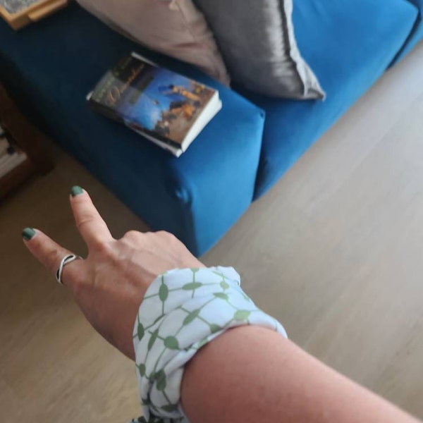 Tatreez Keffiyehs - Palestine - Lebanon - Handmade - Palestine ...