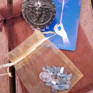 Phoenix Stone, Rhyolite Green Sakura Jasper, Ocean Jasper Crystal ...