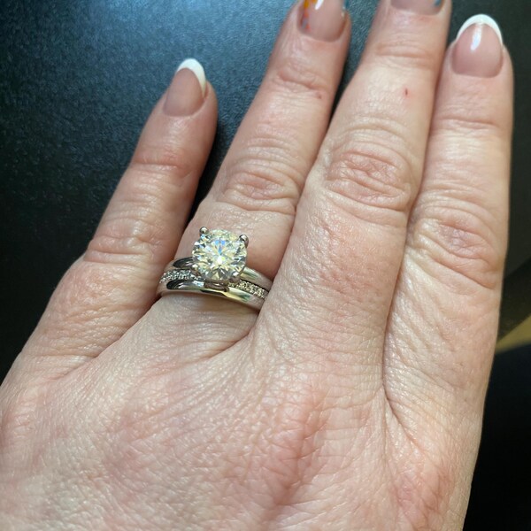 Twisted Wedding Band Full Eternity Moissanite Band Braided Mobius Ring ...