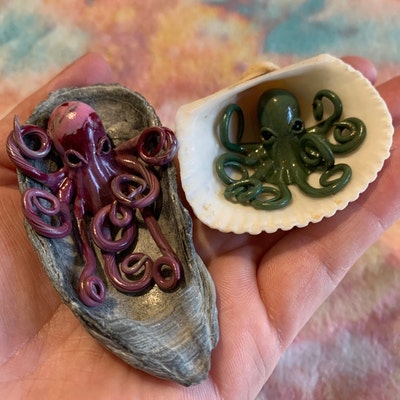 Red and Gold Multichrome Polymer Clay Display Octopus - Etsy