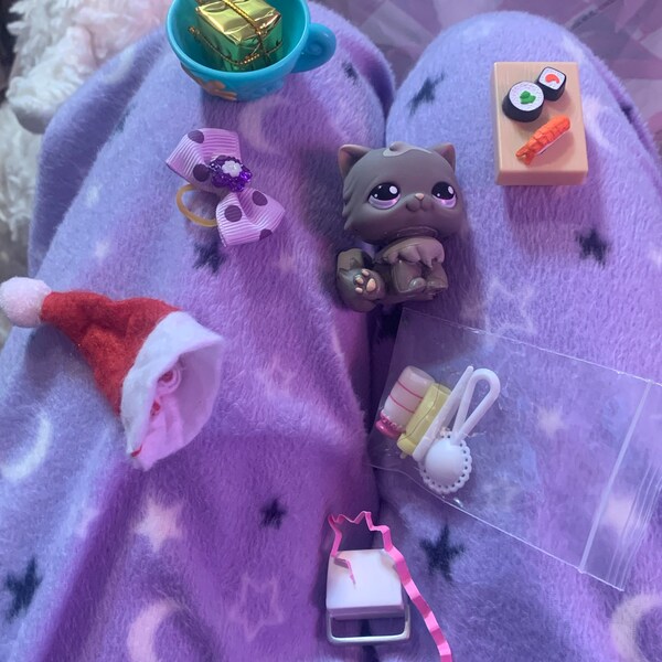 Hasbro Littlest Pet Shop Mommy/ Daddy and Baby Bunny Rabbit With ...