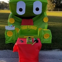 Frog Flinger Carnival Game. Perfect for Trade Show, Rental, Birthday ...