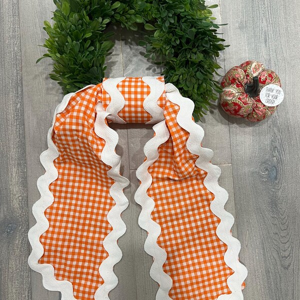 Bridal Emergency! Wrist Loop Train Bustle, Wedding Train Loop Bracelet ...