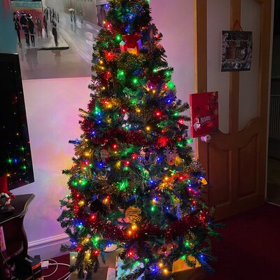 Bilbo Baggins Wrapping Paper, Wrapping Paper, Lord of the Rings, Quirky ...