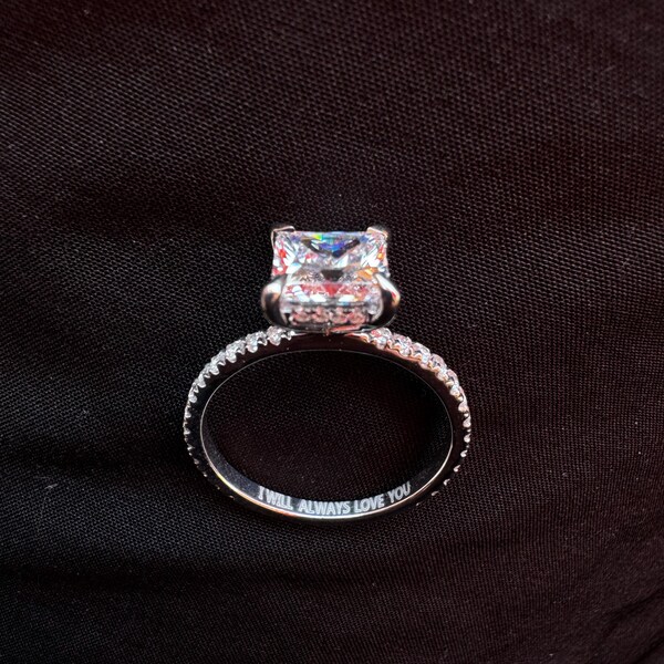 Meghan Markle Replica, Cushion Cut Lab Grown Diamond Engagement Ring, Three Stone Ring, 14K ...