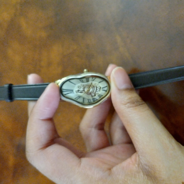 Orologio Surrealist Art Design Surrealism Watch Art Liquid Time Dali ...