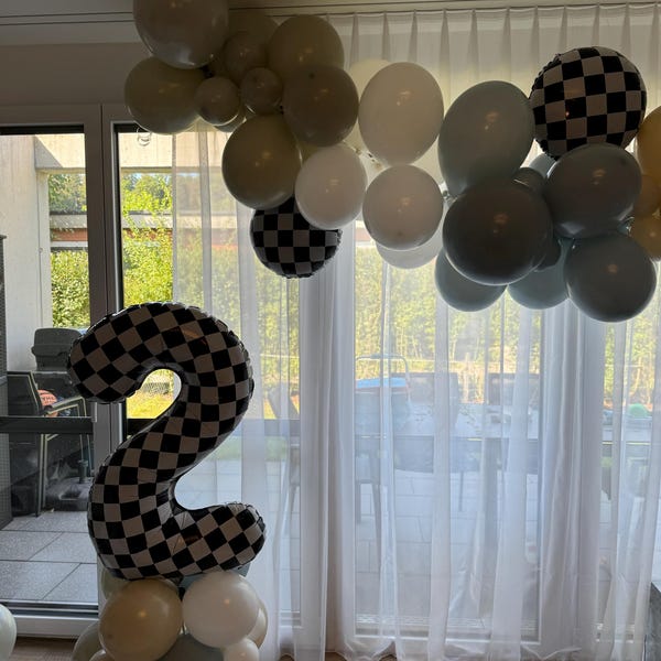 TWO Fast Balloon Tower L TWO Fast Balloons L Race Car Balloons L Race ...