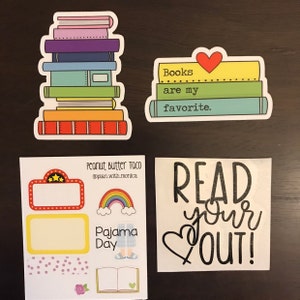Book Stack Vinyl Sticker Bookish Vinyl Decal Laptop - Etsy