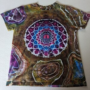 Mandala Geode Tie Dye Custom Made-to-order Tee Shirt - Etsy