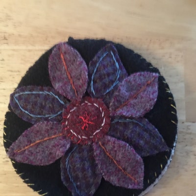 Wool Applique Kit purple Daisy Needle Keep - Etsy