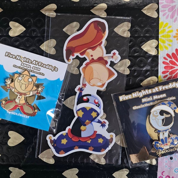 FNAF Smol Sun and Mini Moon Glow-in-the-dark Enamel Pins Free Sticker ...
