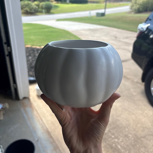 Round Golf Ball Ceramic Planter, White Spherical Display Pot Home Decor ...