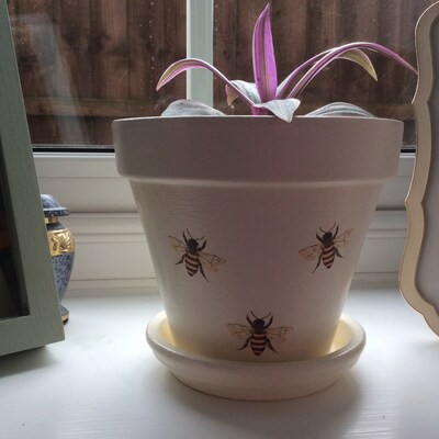 Bee Decoupaged Plant Pot, Indoor Planter, Gift for the Home - Etsy UK