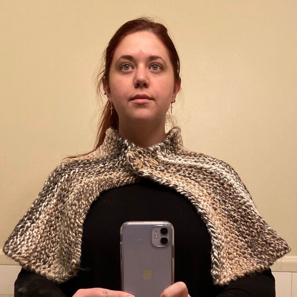 Outlander Inspired Claire's Infinity Cape With Silver Tone Penannular ...