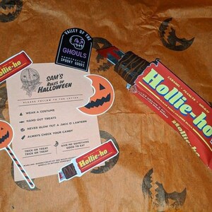 MEDIUM SIZED Trick 'r Treat Sam Hollie-ho Chocolate Razor | Etsy