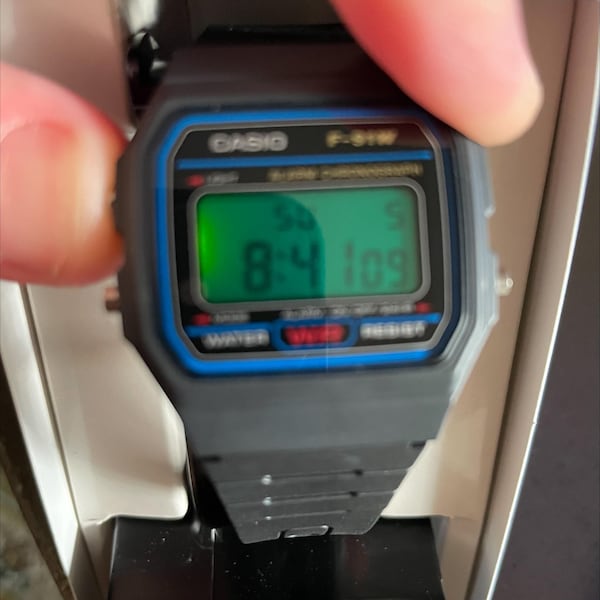 Custom Casio F91 Watch: Modified Color LCD - Retro Digital Wristwatch ...