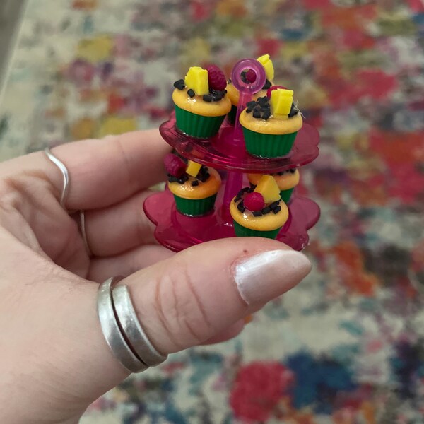 Miniverse Valentine's Day Conversation HEART PETIT FOURS - Etsy