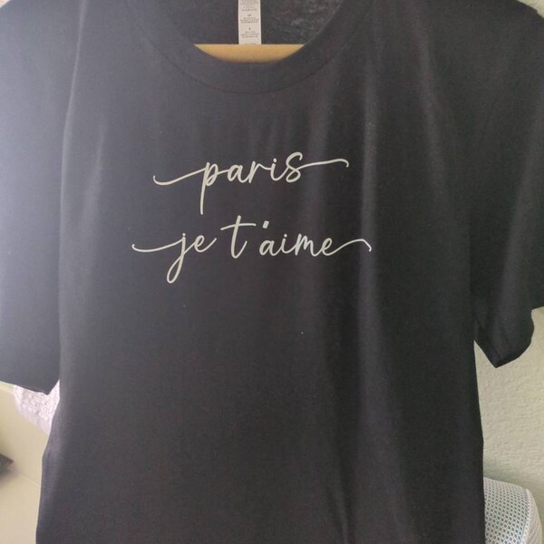Pura Vida Shirt • Cursive Font • Minimalist T-shirt • Gift for Tica ...