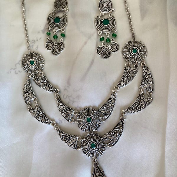 African Cowrie Seashell With Triangle Austrian Crystal Charms Glass ...