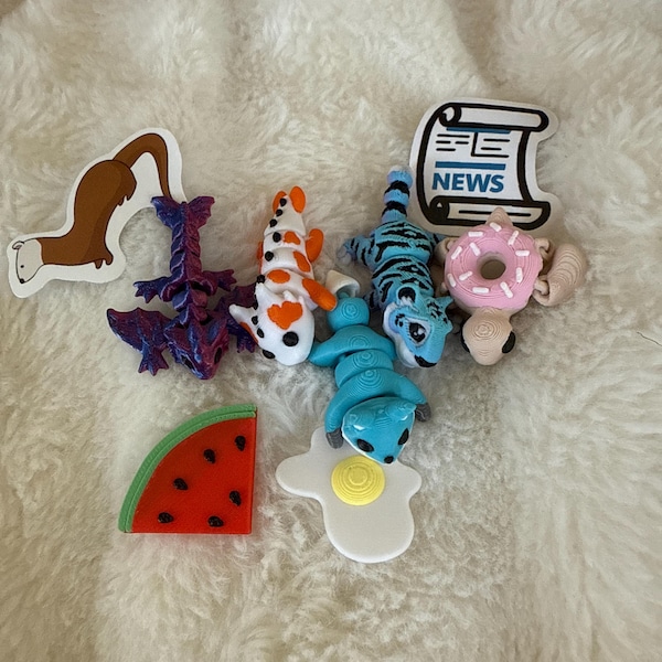 Desk Pets for SMALL CLASS SIZE Classroom - 15 Pack of Desk Pet Animals ...