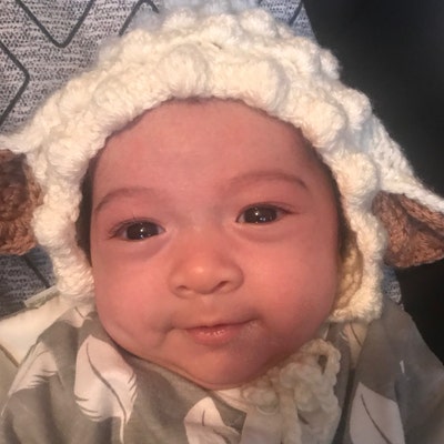Crochet Newborn Lamb Bonnet for Girl or Boy/ Photo Prop/ - Etsy