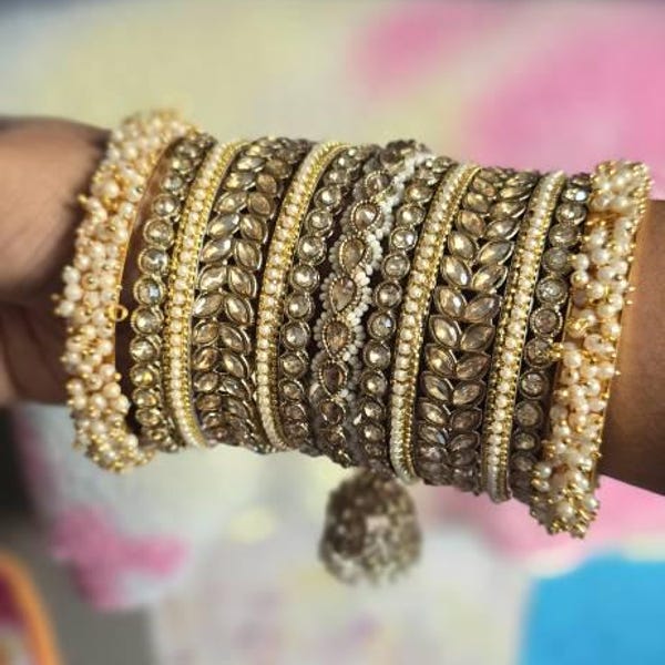 Rajwadi Bridal Chuda, Hand Painted Raja Rani King Queen Wedding Bridal ...