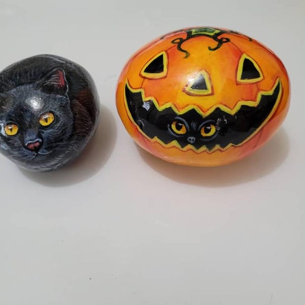Small Red Fox Painted Rock, Woodland Animal Rock Gift, Unique Animal ...