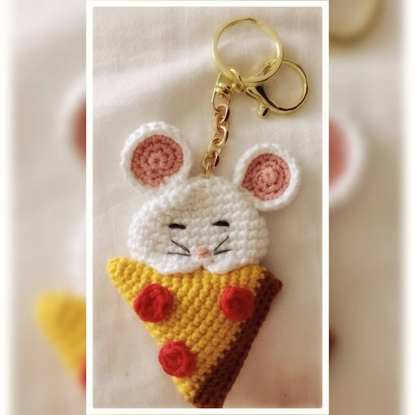 Mini Pouch Keychain Crochet Pattern (PDF File) - Etsy