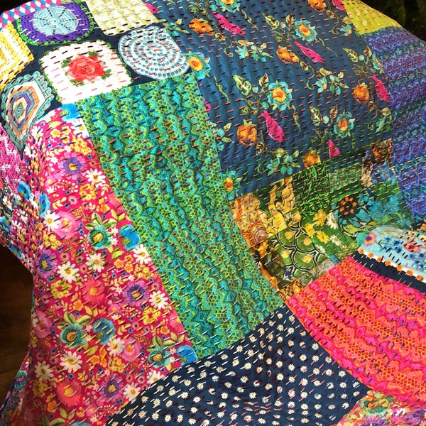 City Bag Uptown Pattern by Aunties Two Patterns : 14 Tall X 17 Wide X 8 ...