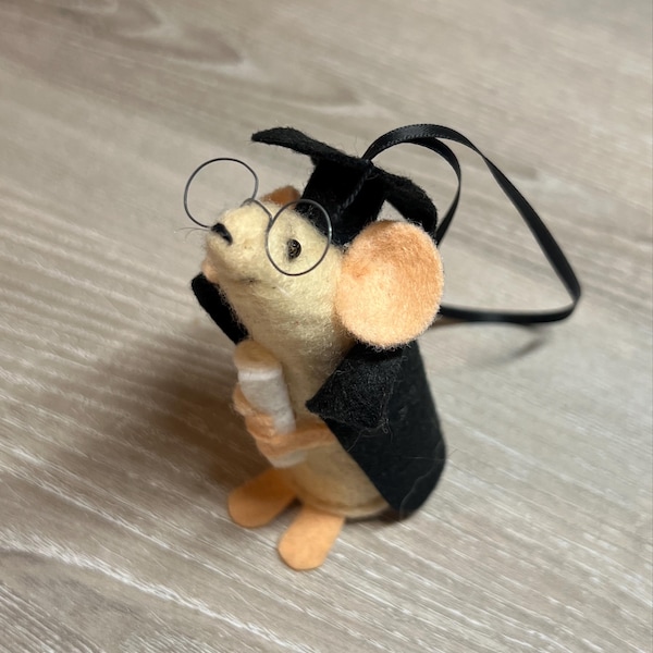 Personalised Graduation Gift Mouse Keepsake, Scholar Figurine, Custom ...