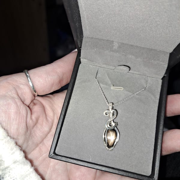 BURMA JADEITE JADE –parcel of 4 -8 X 6 and 1 – 7 X 5 Mm Oval Cabs ...