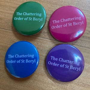 Custom Printed Badges Lots of Sizes and Quantities Any Text, Photo or ...